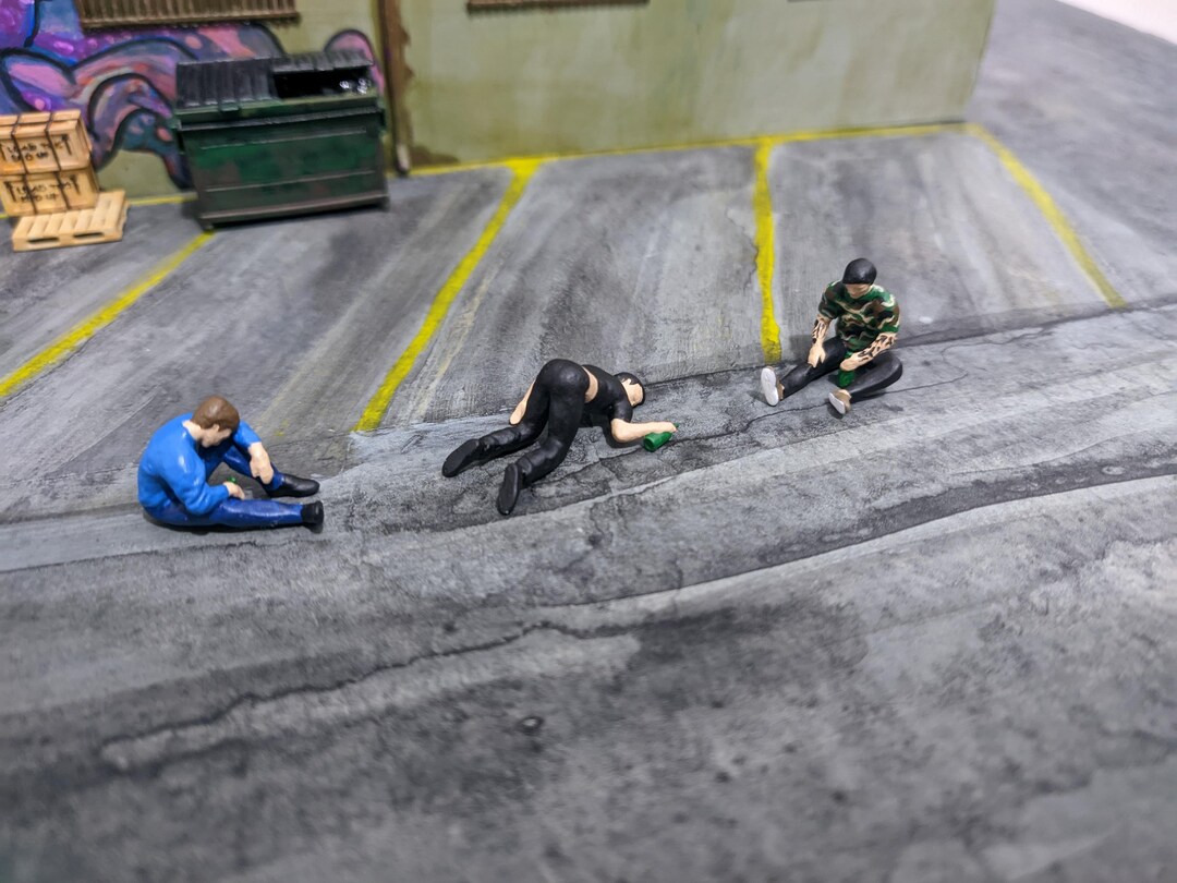 1:64 Mixed Pose Drunk Men Miniature Figures | Casual and Formal Drunk ...