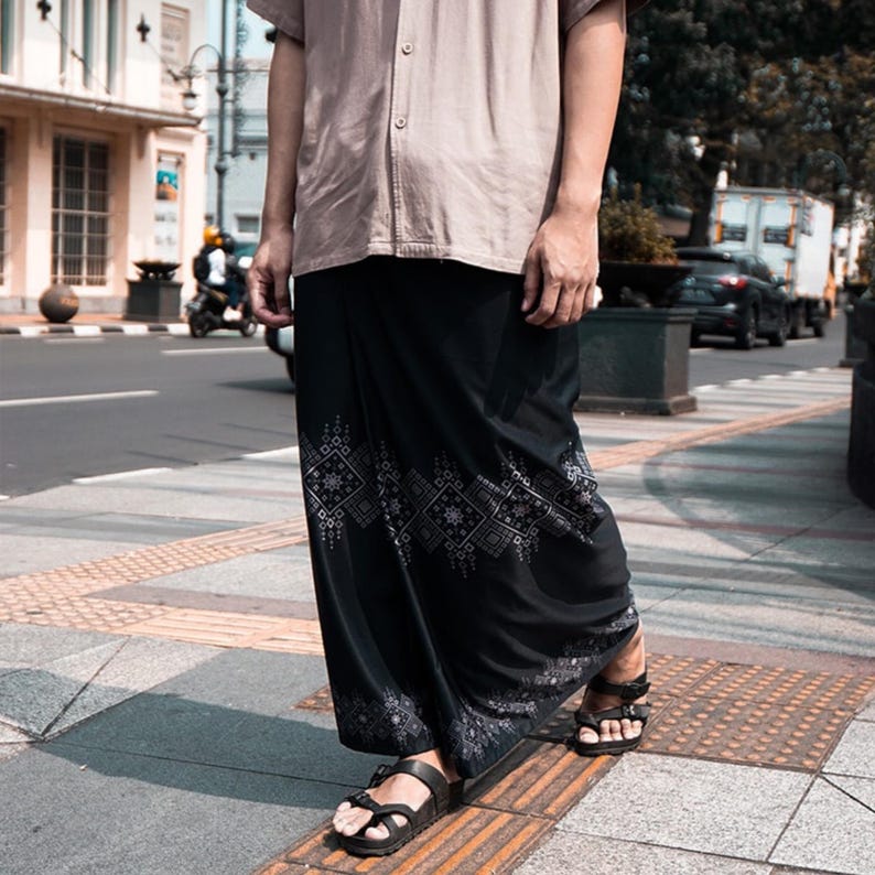 Printed Men's Sarong, Polycotton Batik, Islamic Prayer Wrap - Etsy