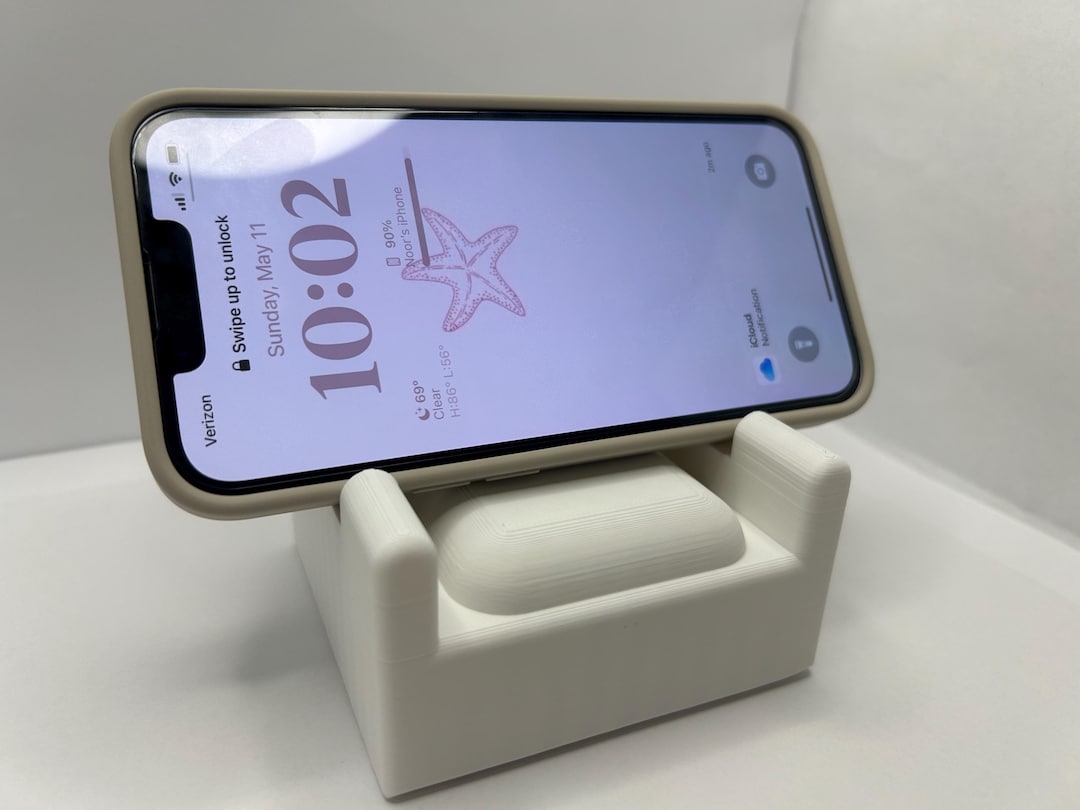 3D Printed Sofa Phone Stand – Unique Couch Design for Desk or ...