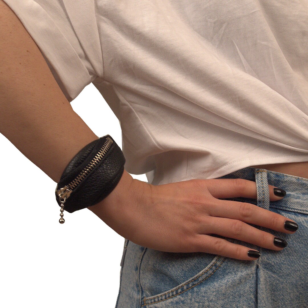 Leather Bracelet Key Ring in Black ,handmade - Etsy