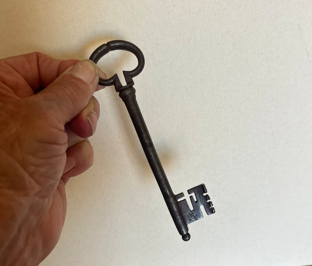 French Chateau Key 18th Century Frog Legs Authentic Steampunk 4 5/8 ...