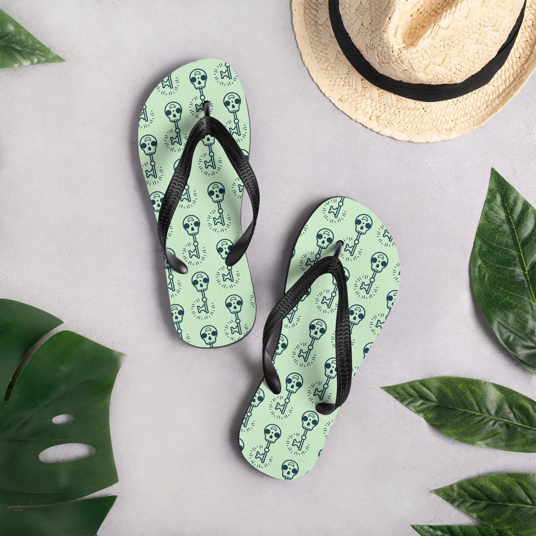Hekate's Keys Zoris (flip-flops) - Etsy