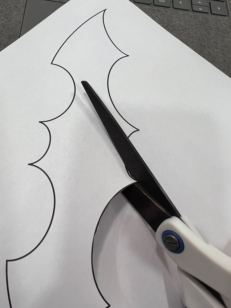 PRINTABLE Bat Template for Cut Outs, Bat Wall Collage, DIY Halloween ...