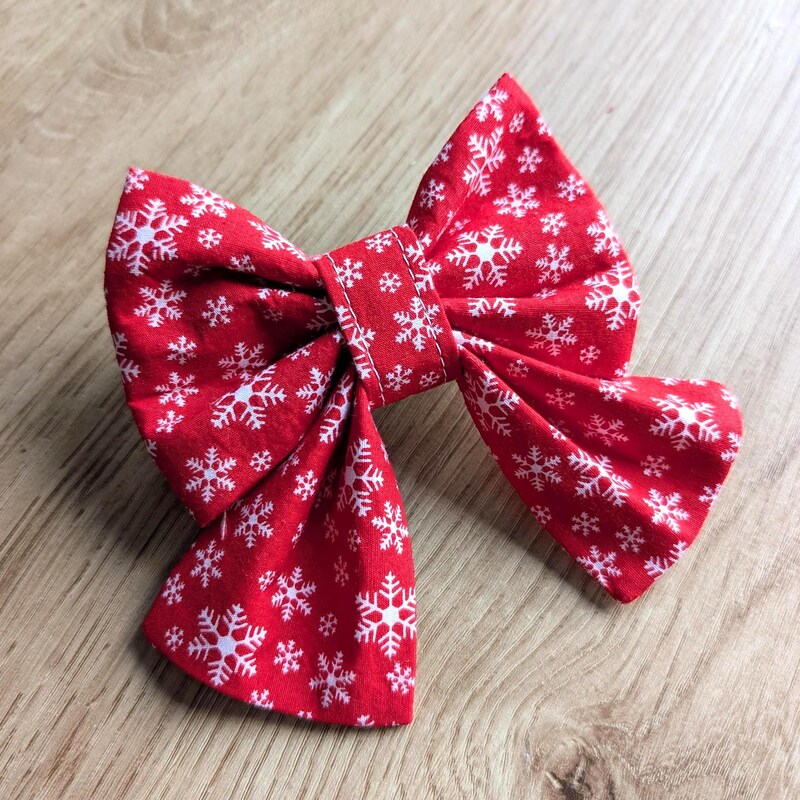 Red Snowflake Bow Tie - Etsy UK
