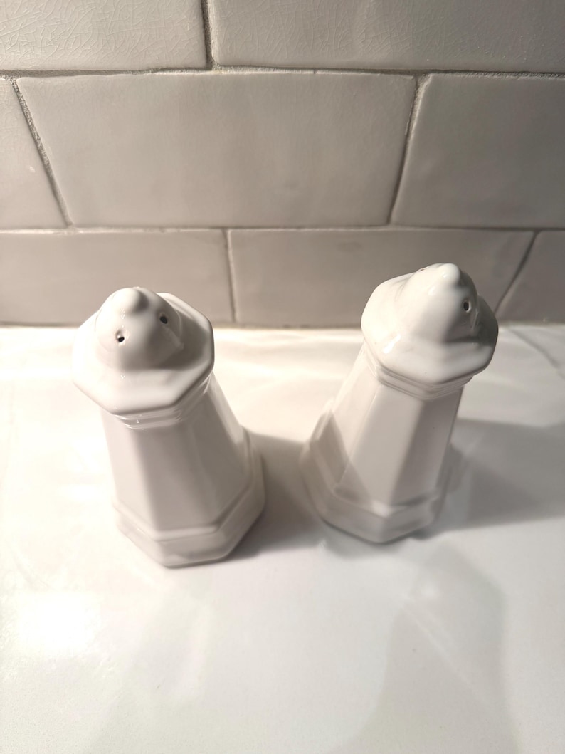 Vintage Pfaltzgraff Ceramic Shakers Lighthouse Salt & Pepper Shakers ...