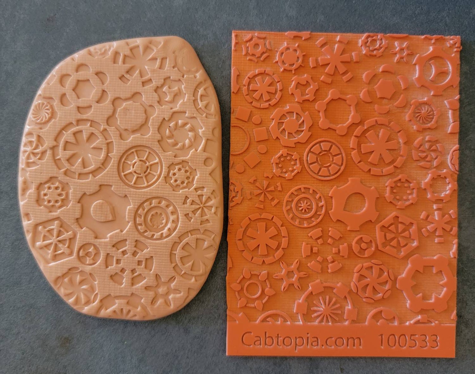 Cabtopia| Cogs |~3x4 in Texture Mat for Clay| Clay Pattern Stamps ...