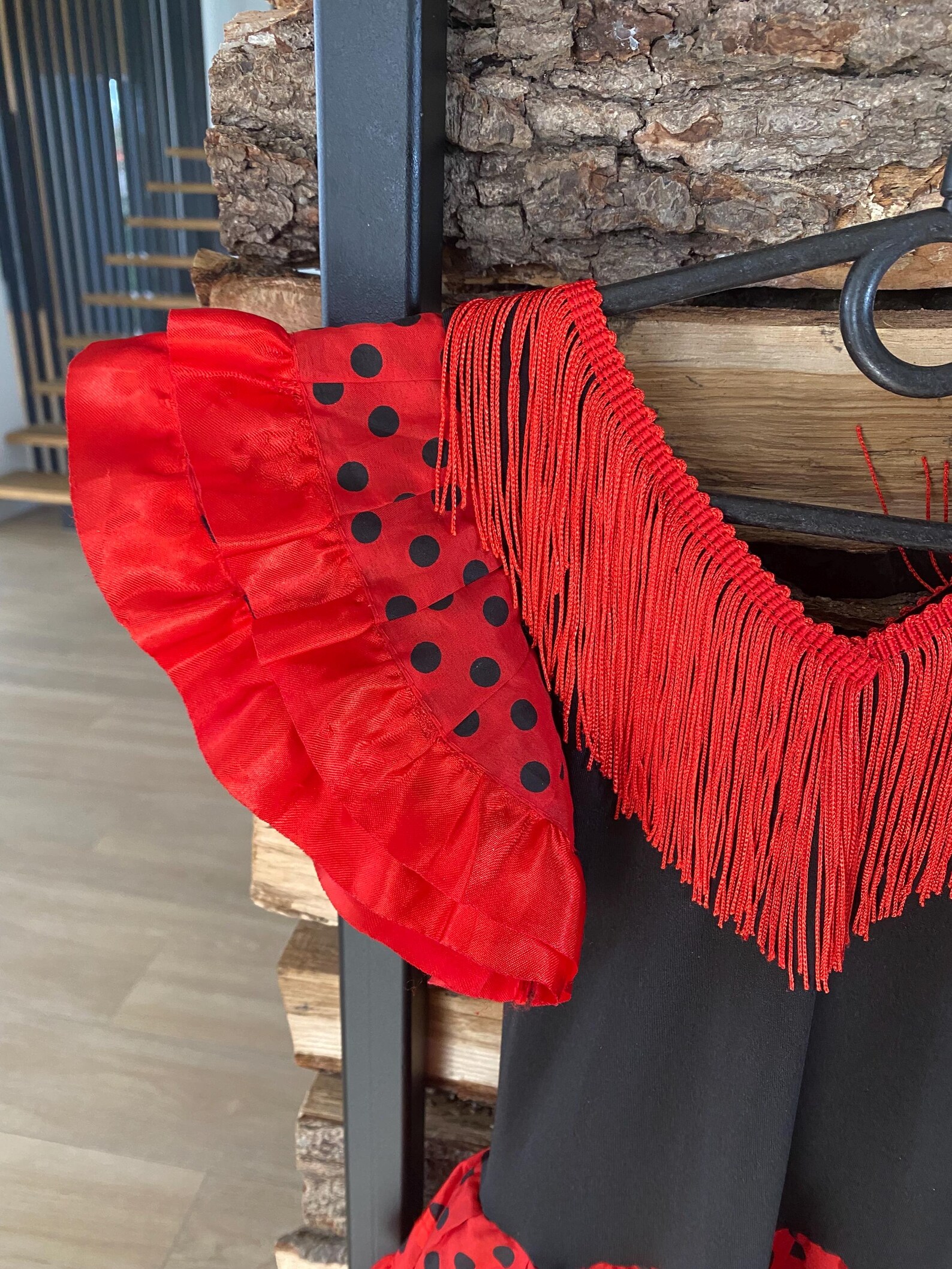 Red Black Flamenco Dress: Spanish Ruffle Dance Costume - Size 5-6 Year ...