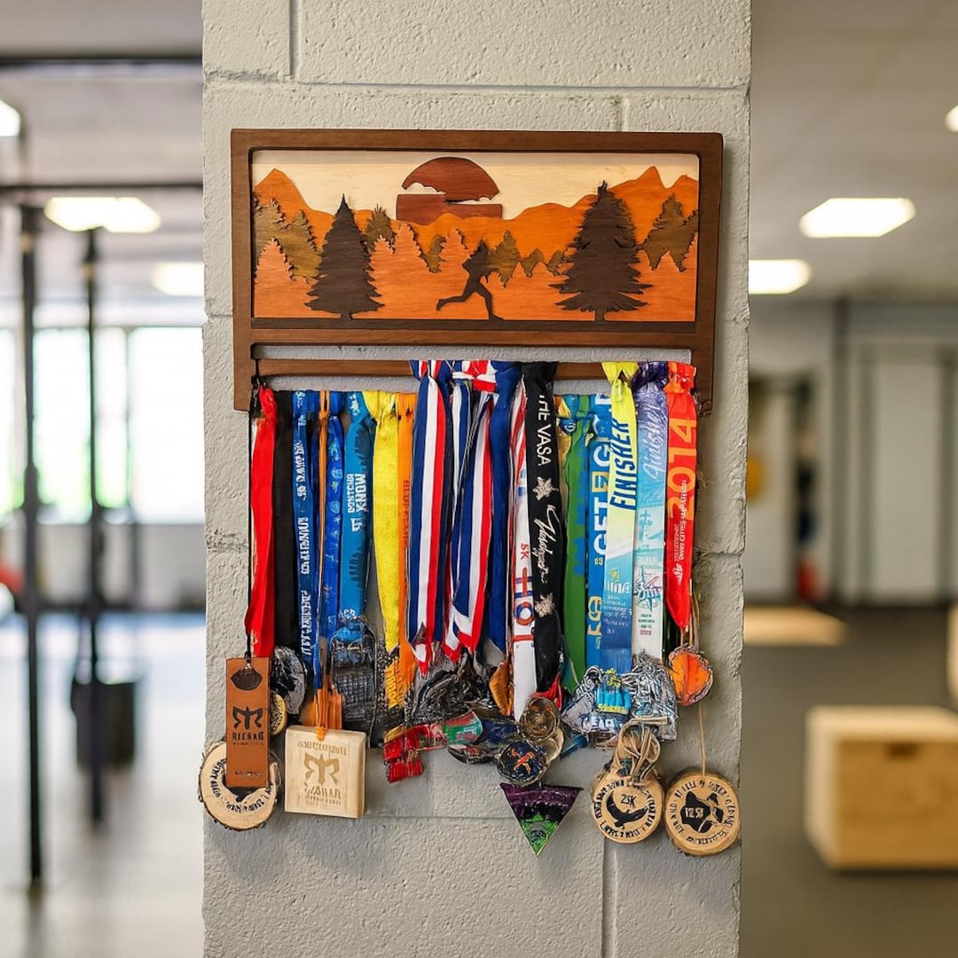Running Medal Display, Race Medal Holder Wall Mount, Marathon Medal ...
