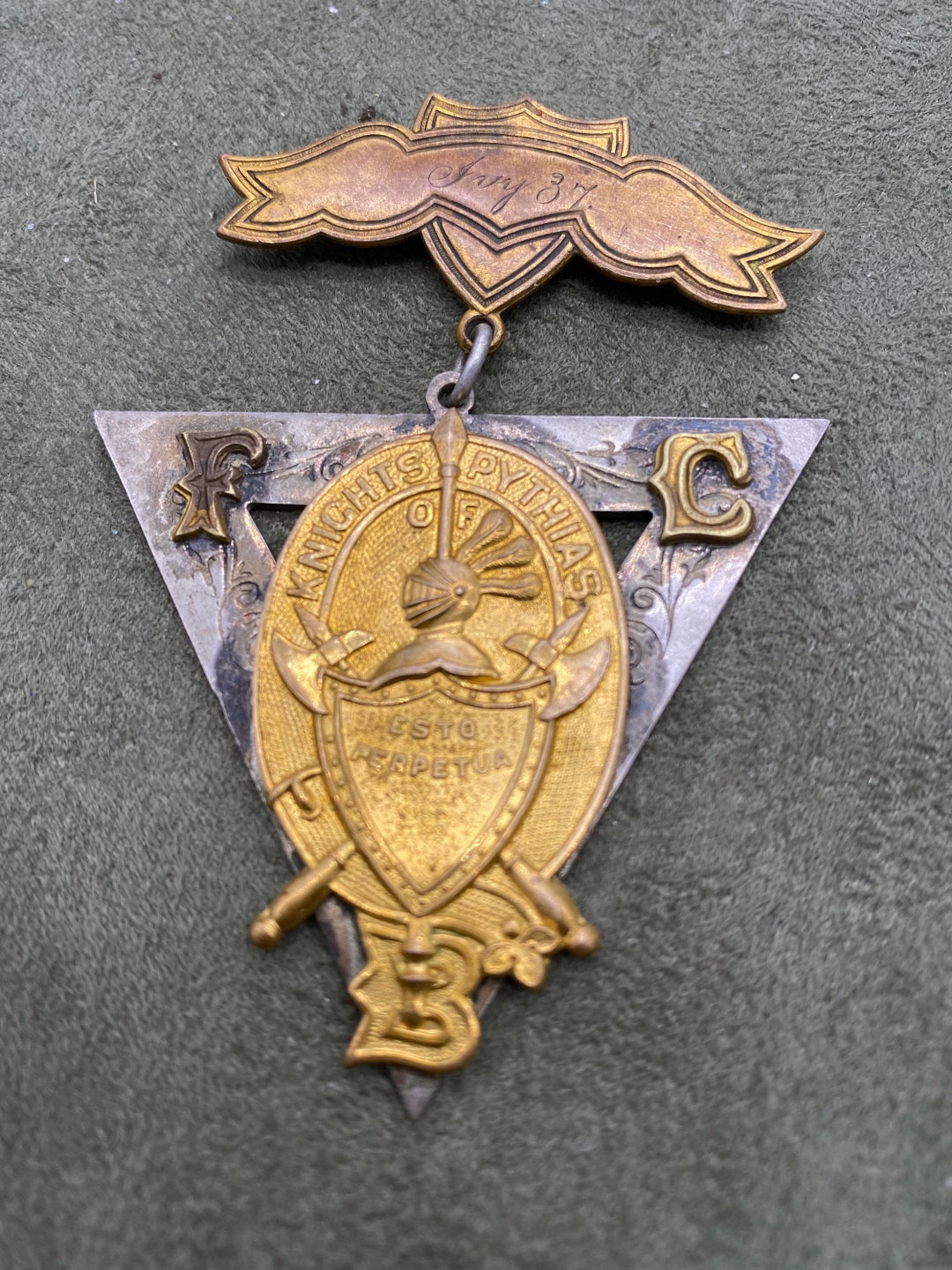 1937 Knights of Pythias of the Supreme Lodge FCB Fraternal Pin Pinback ...