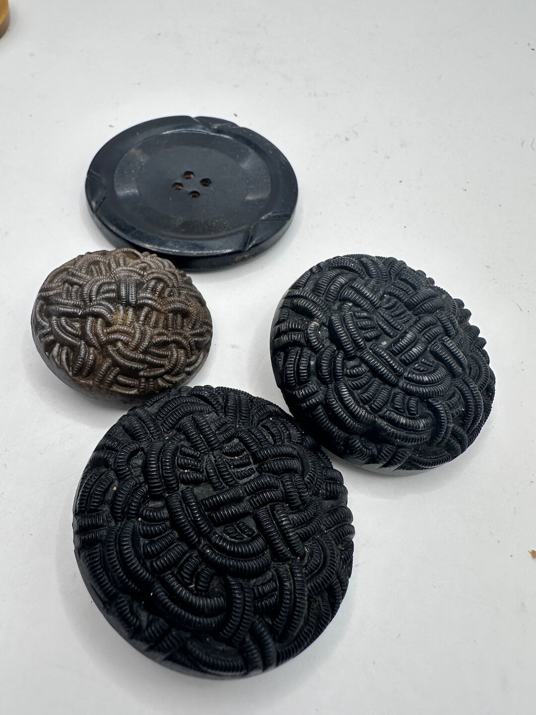 4 Large Collectable Bakelite Buttons - Etsy