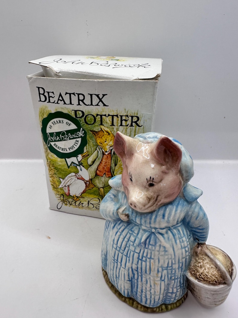 Beatrix Potters Aunt Pettitoes Pig Bp2b Figurine F Warne 1970 Beswick ...
