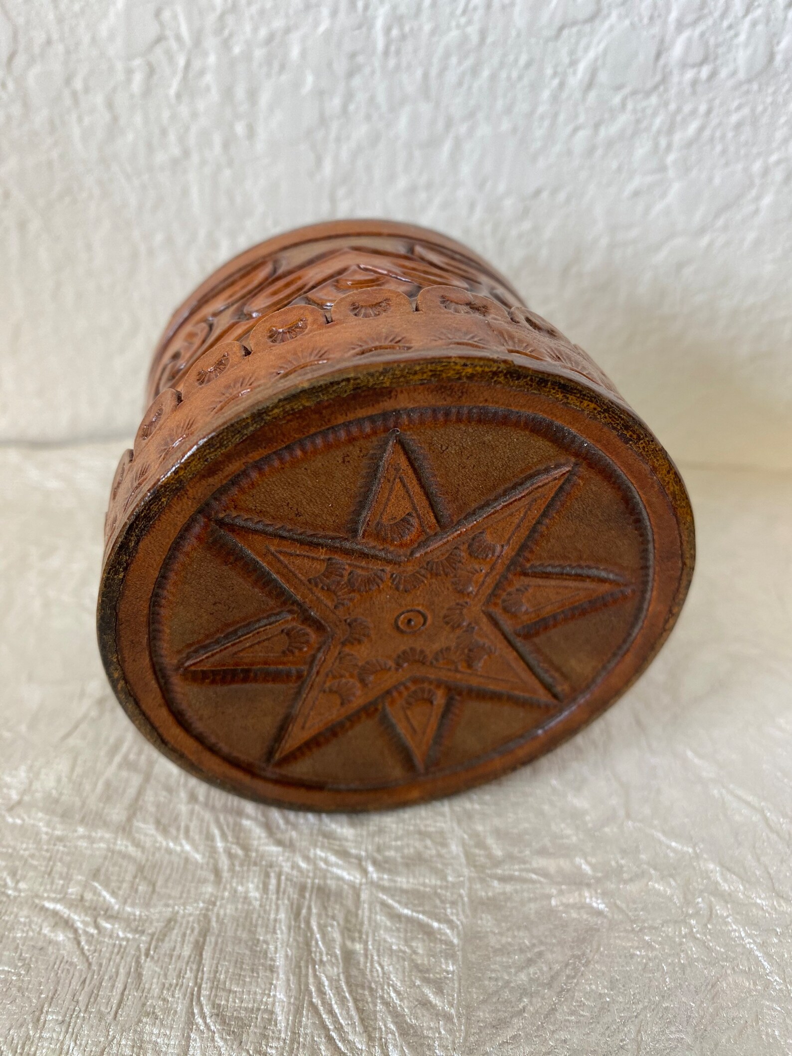 Hand Tooled Leather Round Box - Etsy