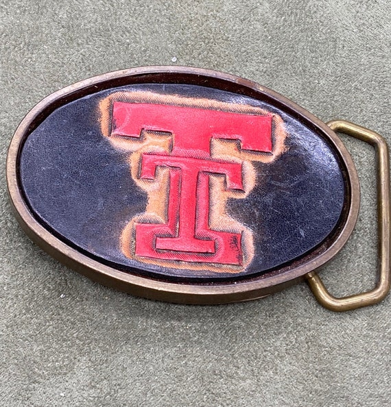 texas roadhouse belt buckle - Gem