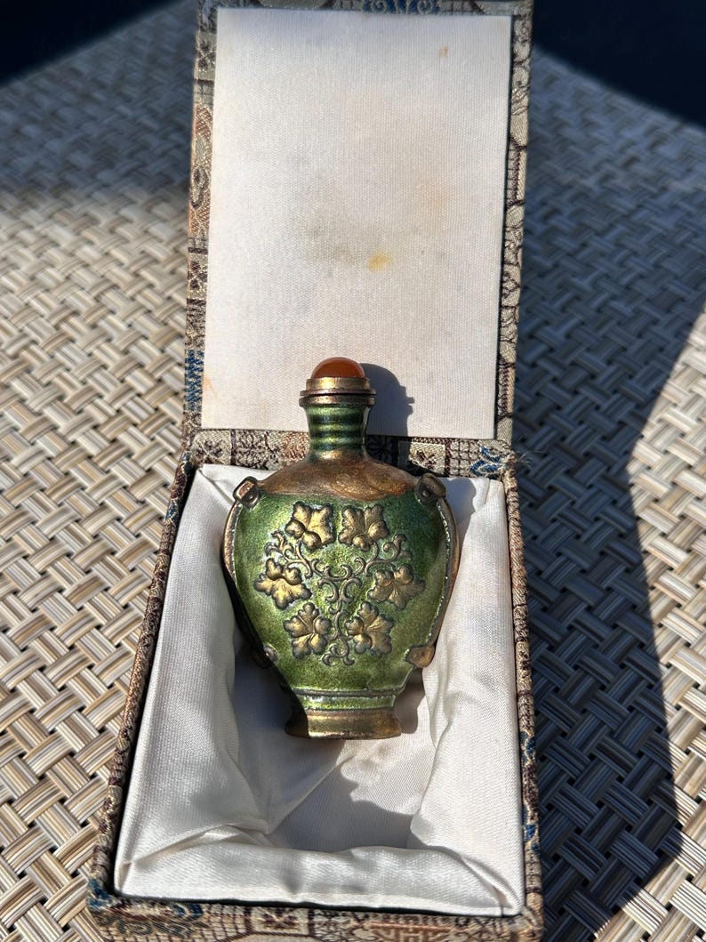 Vintage Chinese Snuff Smelling Salts Hand Painted Small Bottle Holder ...