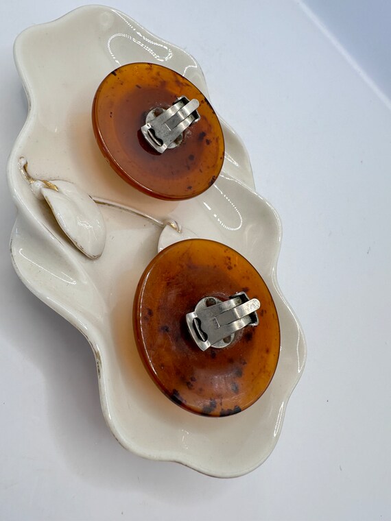 Butterscotch And Faux Tortoise Shell Bakelite Clip Ea… - Gem