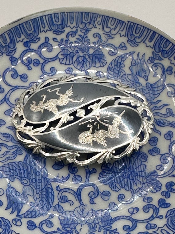 vintage siam sterling brooch - Gem