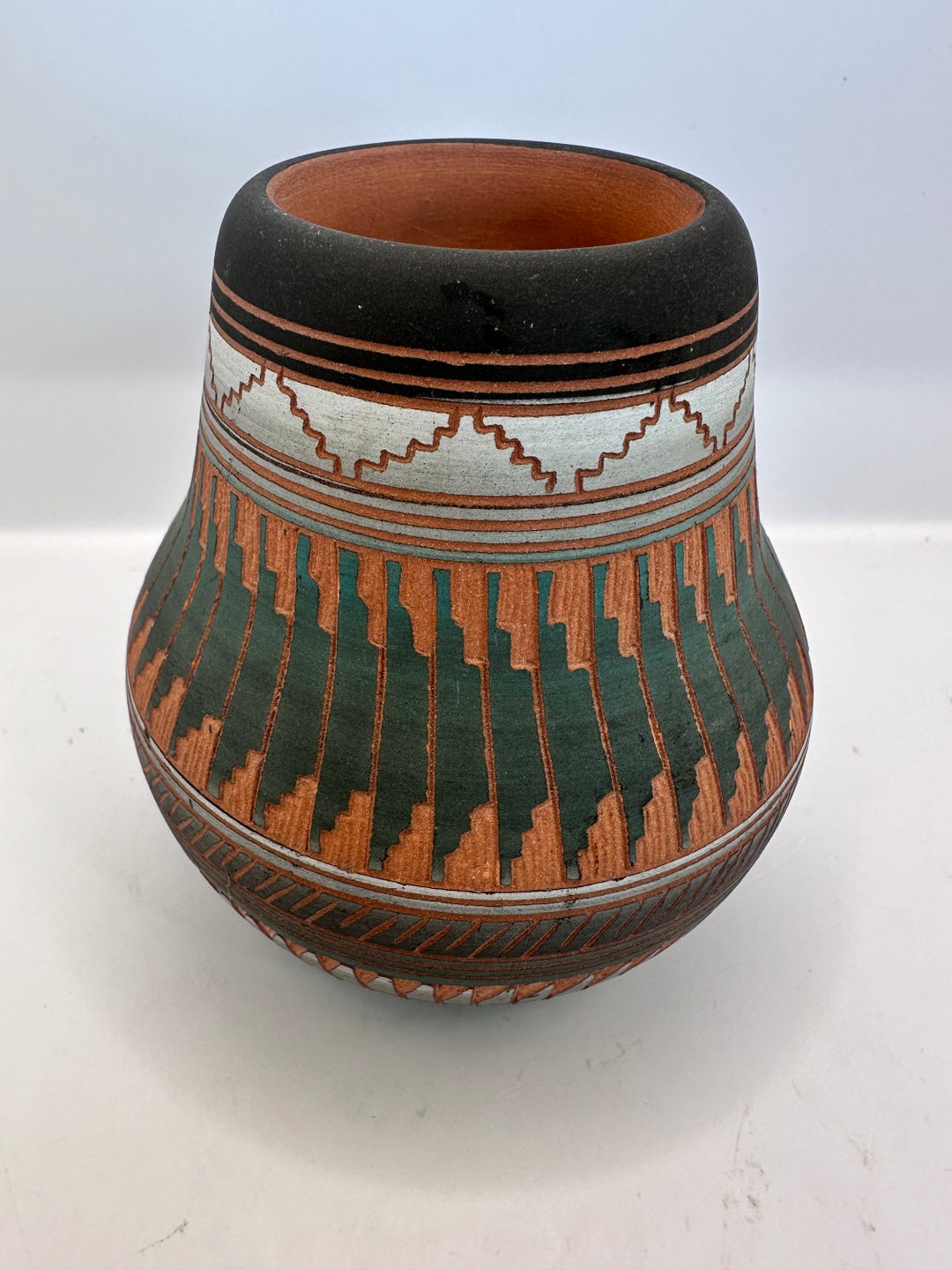 Signed Michael Charlie Navajo Etch Small Clay Pot Native American ...