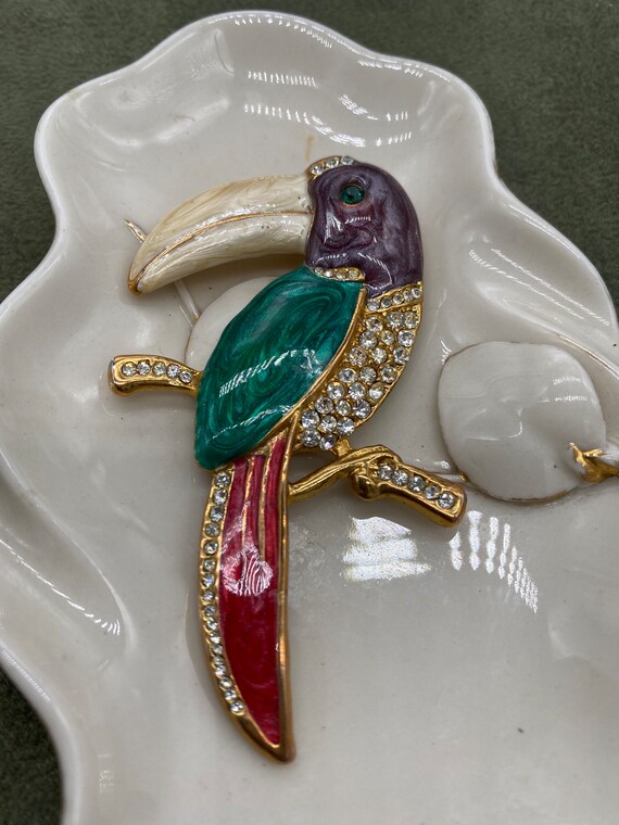 Vintage Colorful Rhinestone Basket Pin Brooch - Gem