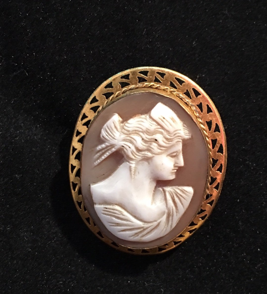 Beautiful Victorian Carved Shell Brooch - Etsy UK