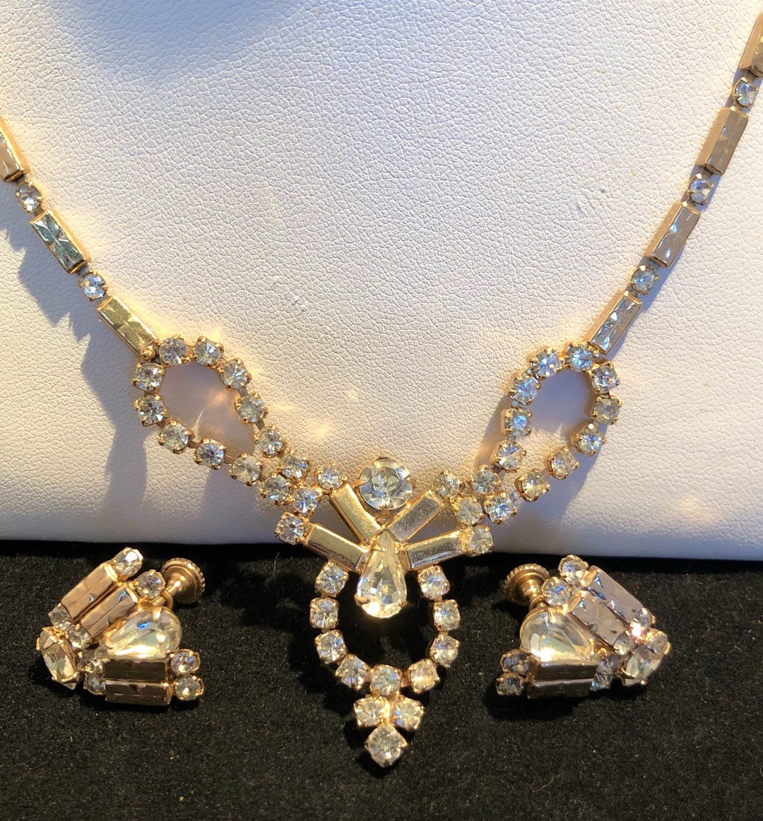 Vintage Rhinestones Set in Gold Tone Setting Jewelry Set - Etsy