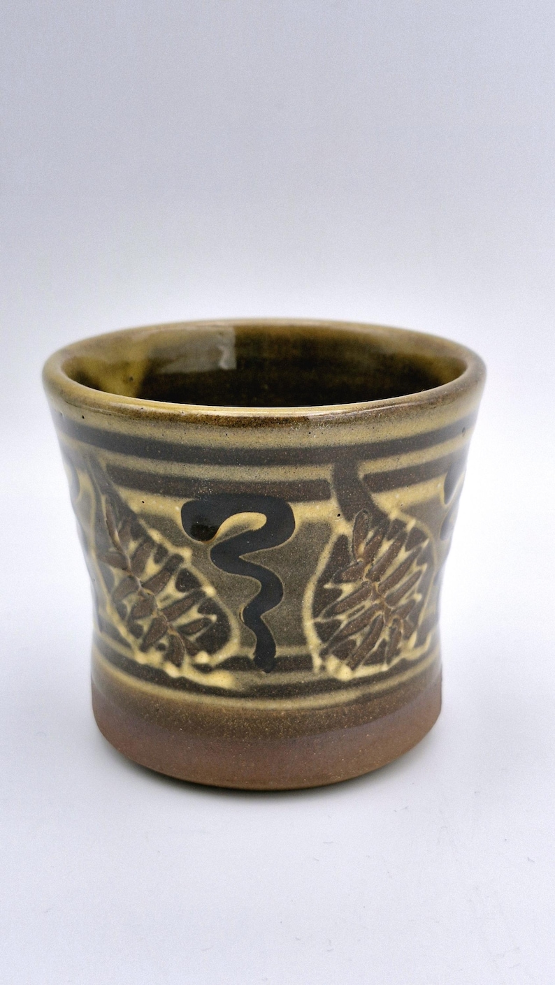 Alan Frewin Millhouse Pottery Small Green Pot | Leaf Design Earthenware ...