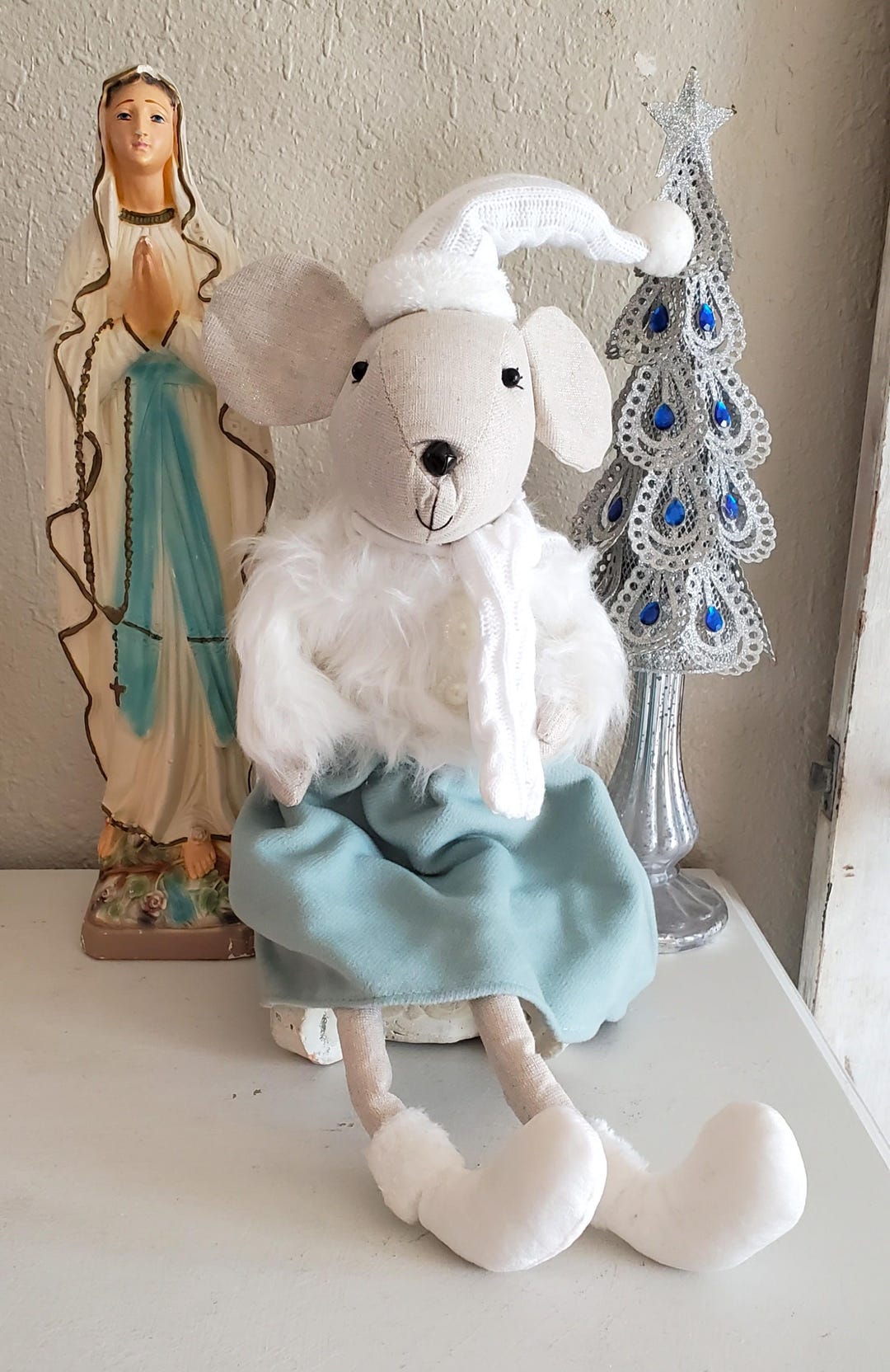 Sweet Muffin Mouse Christmas Figure, Build a Vignette, Christmas Mantel ...