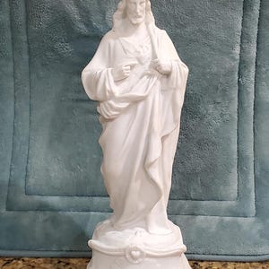 Vintage Jesus Statue All White Bisque, Religious Statue, Brocante Style ...