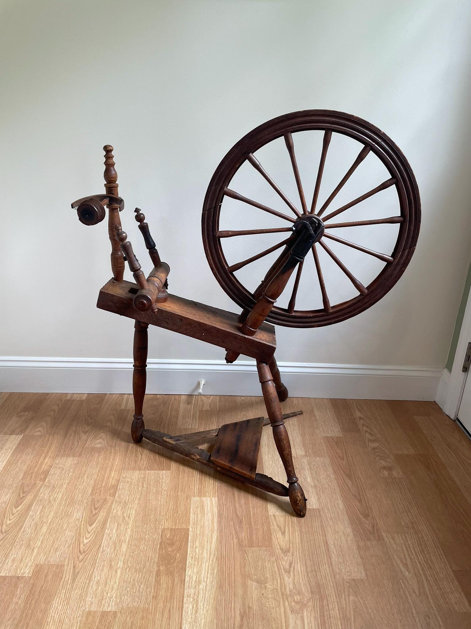 Antique Colonial Spinning Wheel – Rustic Primitive Decor From Califon ...