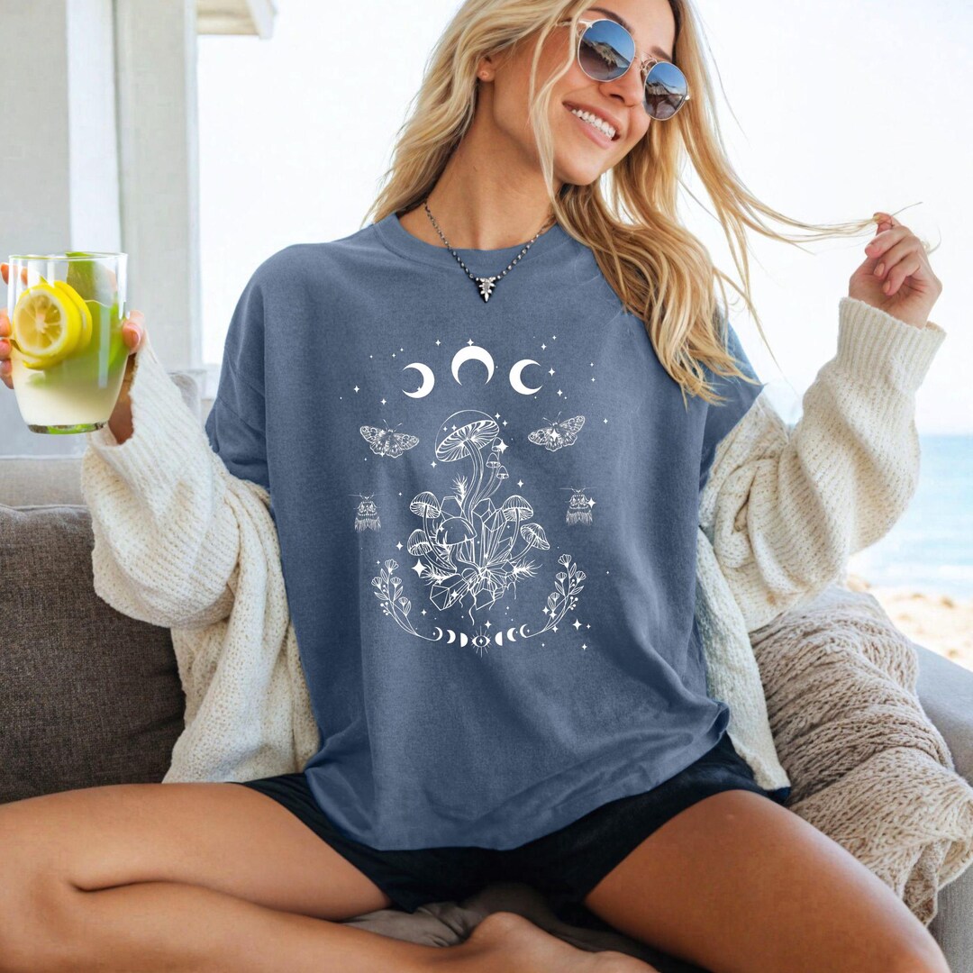 Magic Mushroom Shirt, Spiritual Moon Phases Tshirt, Aesthetic Mushroom ...
