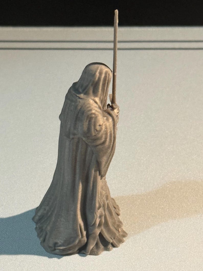Nazgul Figurine | Lord of the Rings Ringwraith Statue | 3D Printed Grey ...