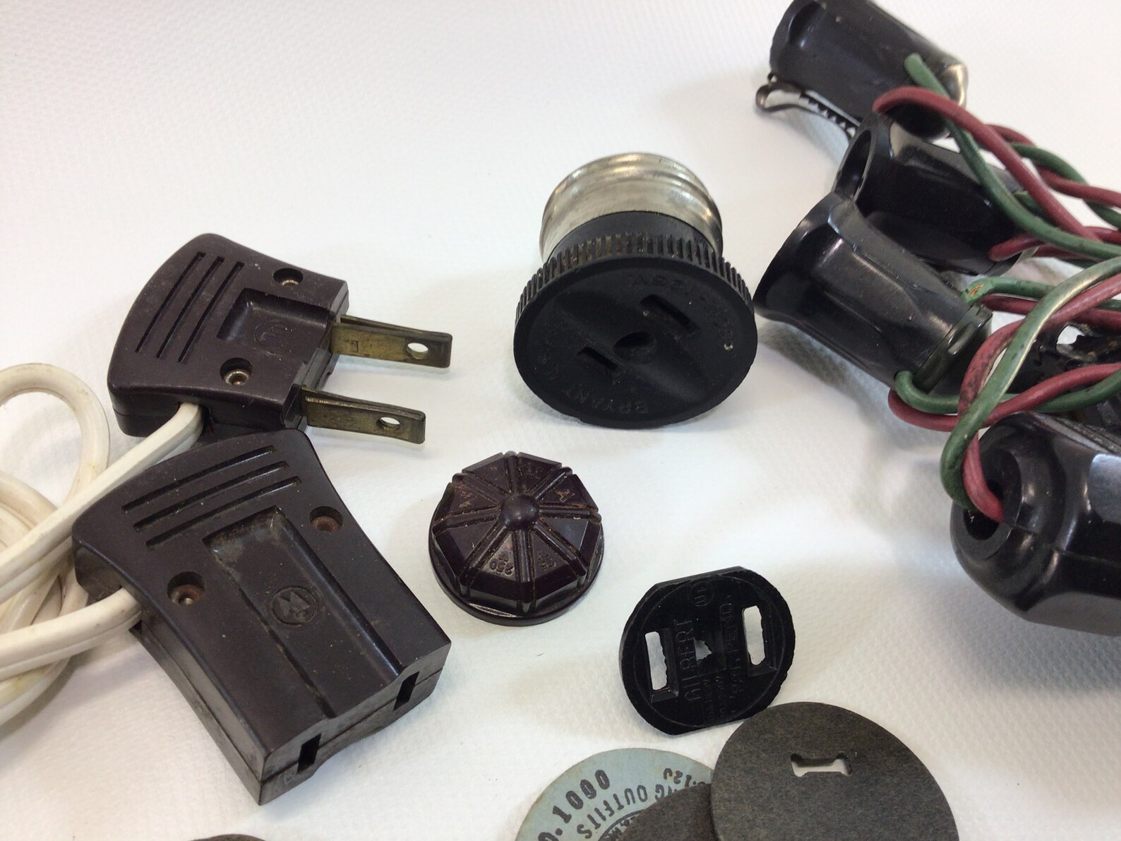Vintage Lamp / Plug Parts Repair Pieces Lot - Etsy