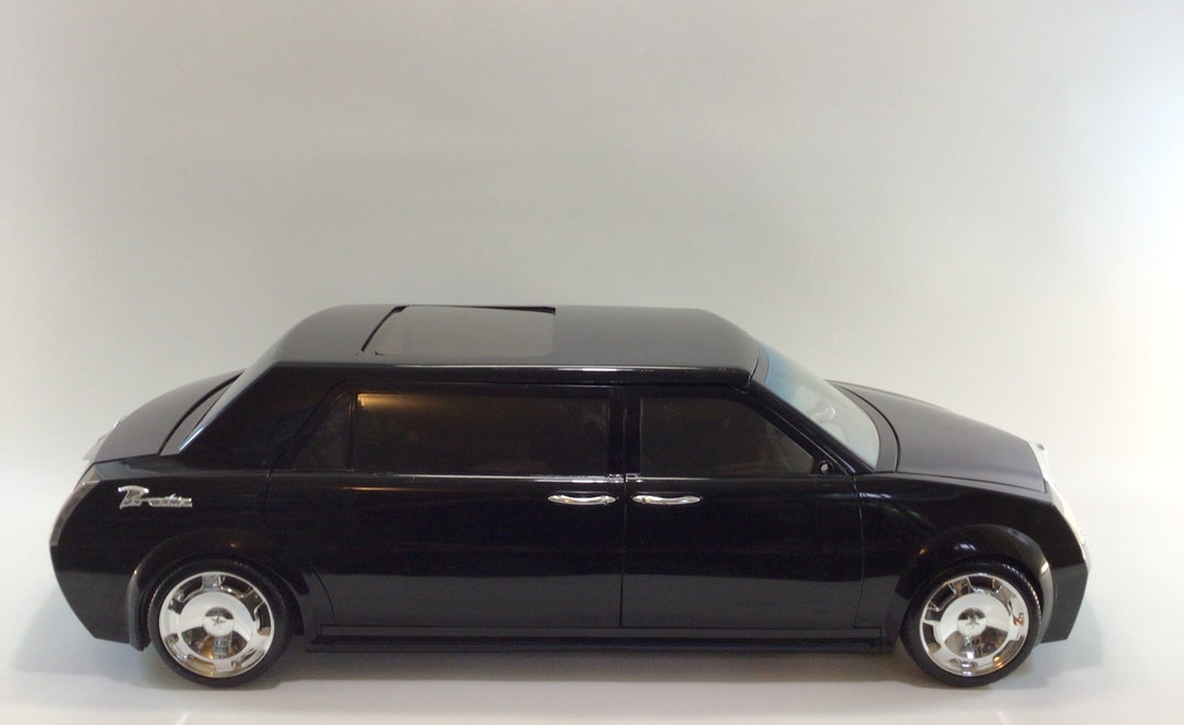 Bratz Formal Funk FM Limo Vintage 2003 MGA Fashion Doll Electronic Toy ...