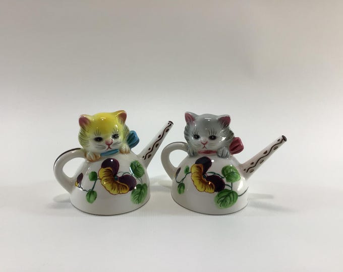 Teapot Kittens Figurine Salt & Pepper Shaker Set Cute PY Japan Miyao ...