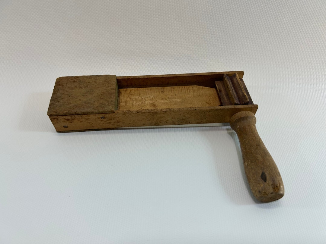 Vintage Wooden Clacker Primitive Single Tooth Noise Maker - Etsy