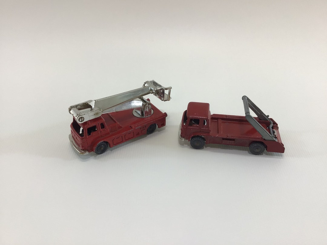 Husky Diecast 1/64 Scale Vintage Toy Vehicles Simon Snorkel Fire Truck ...