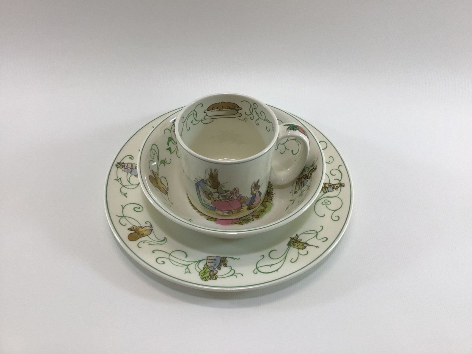 Beatrix Potter Peter Rabbit CM6466 3 Piece Dish Set 1950's - Etsy