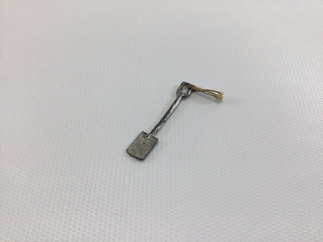 Cracker Jack Prize Flat Nose Spade Shovel 1920s Vintage Miniature Toy ...