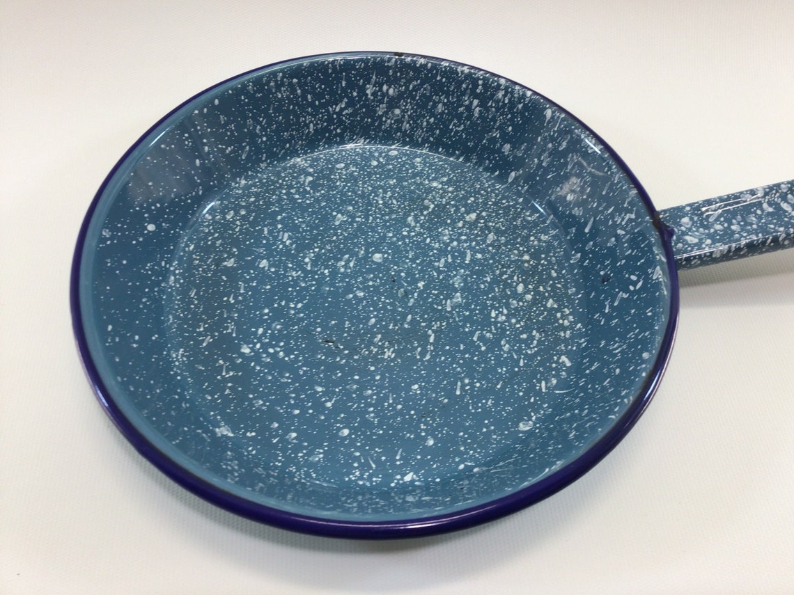 Graniteware Enamelware 9 Skillet Blue and White Country - Etsy