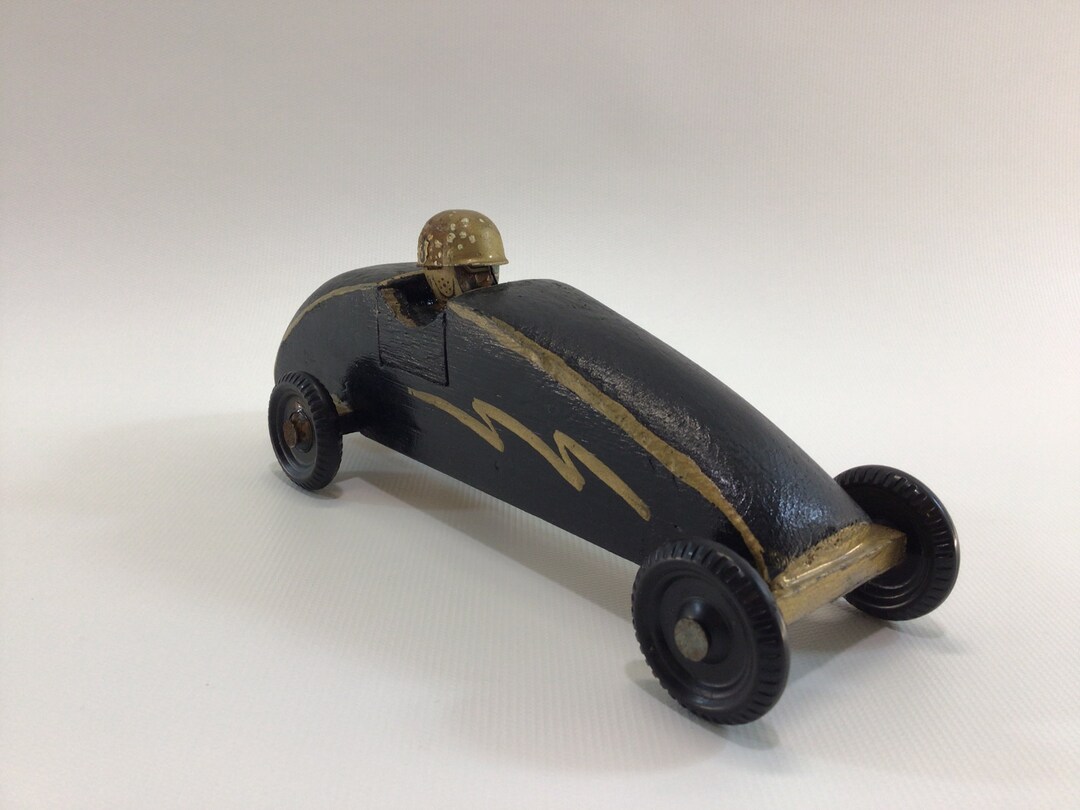 Early Pinewood Derby Race Car Black Gold With Driver Boattail Era Style ...