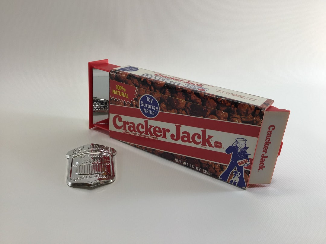 Cracker Jack Periscope and FBI Junior Badge 1990s Vintage NASTA Kitschy ...