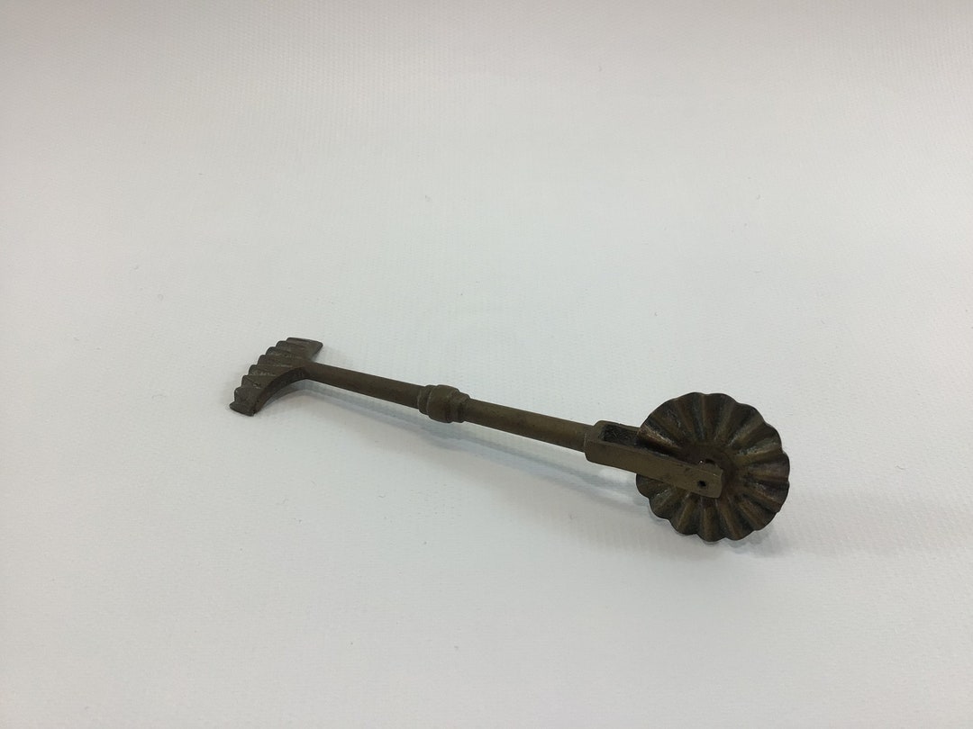 Brass Pie Crimper Dough Cutter Vintage Country Kitchen Farmhouse Decor ...