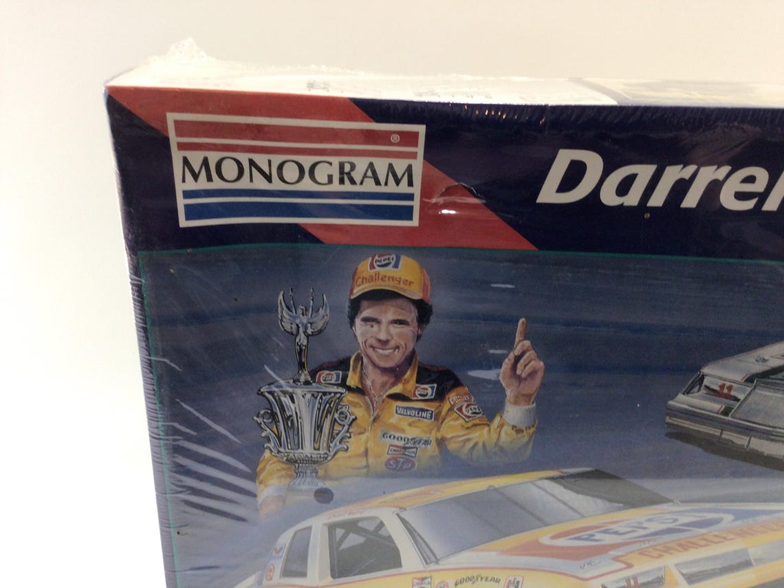Monogram 1:24 Scale Model Kit 1994 Darrell Waltrip Combo Pepsi Cola and ...