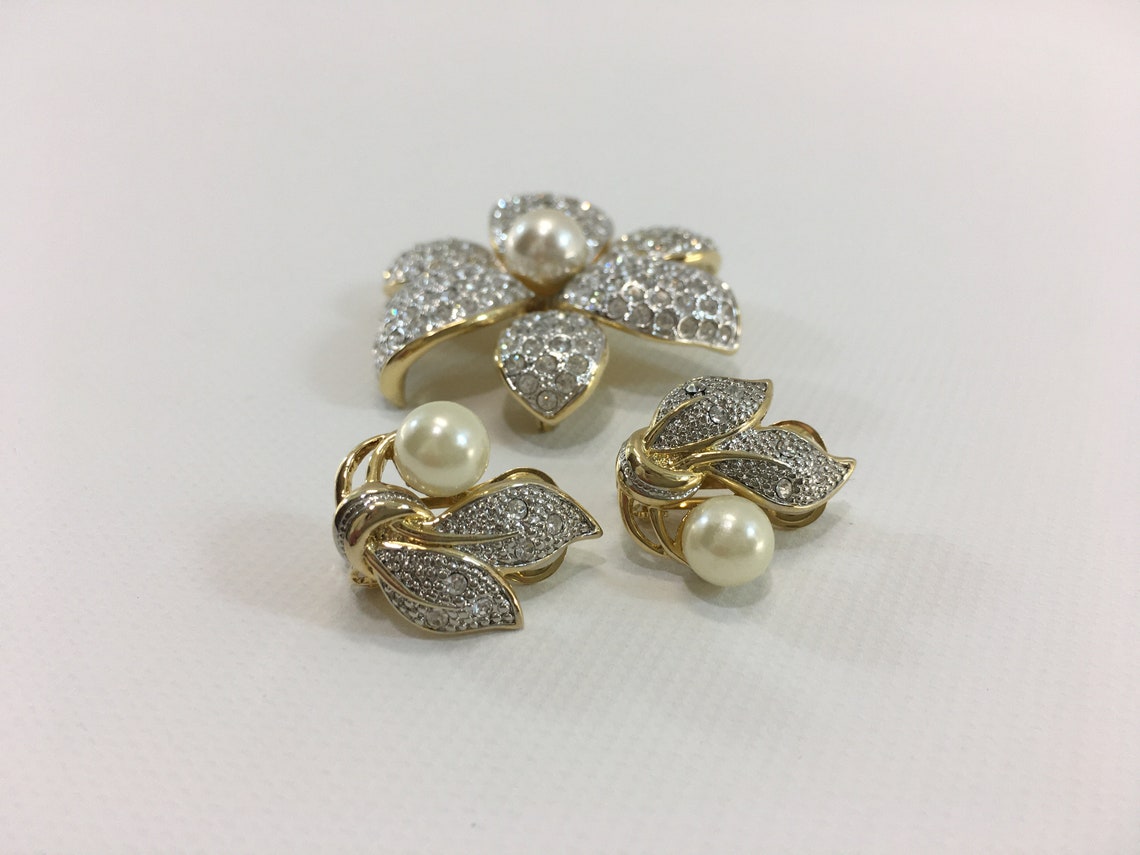 CIRO Pave Rhinestone and Pearl Brooch Large Flower and Leaf Clip ...