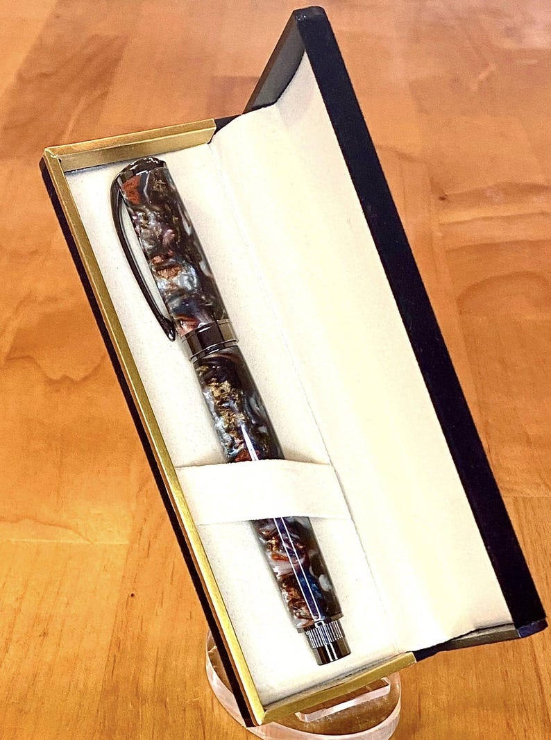 The Most Gorgeous Body on the Classiest Pen You Could Possibly Find ...