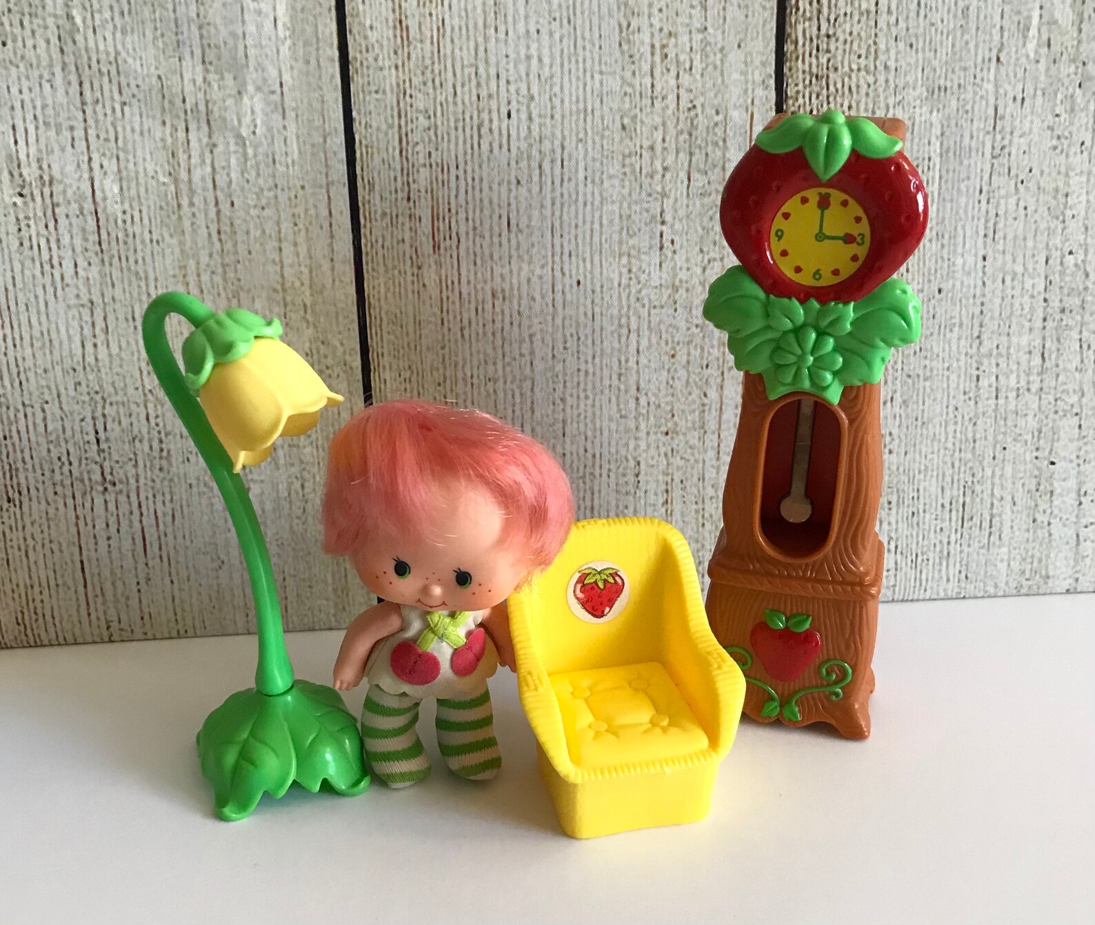 Strawberry Shortcake Living Room Lamp Grandfather Clock Yellow - Etsy
