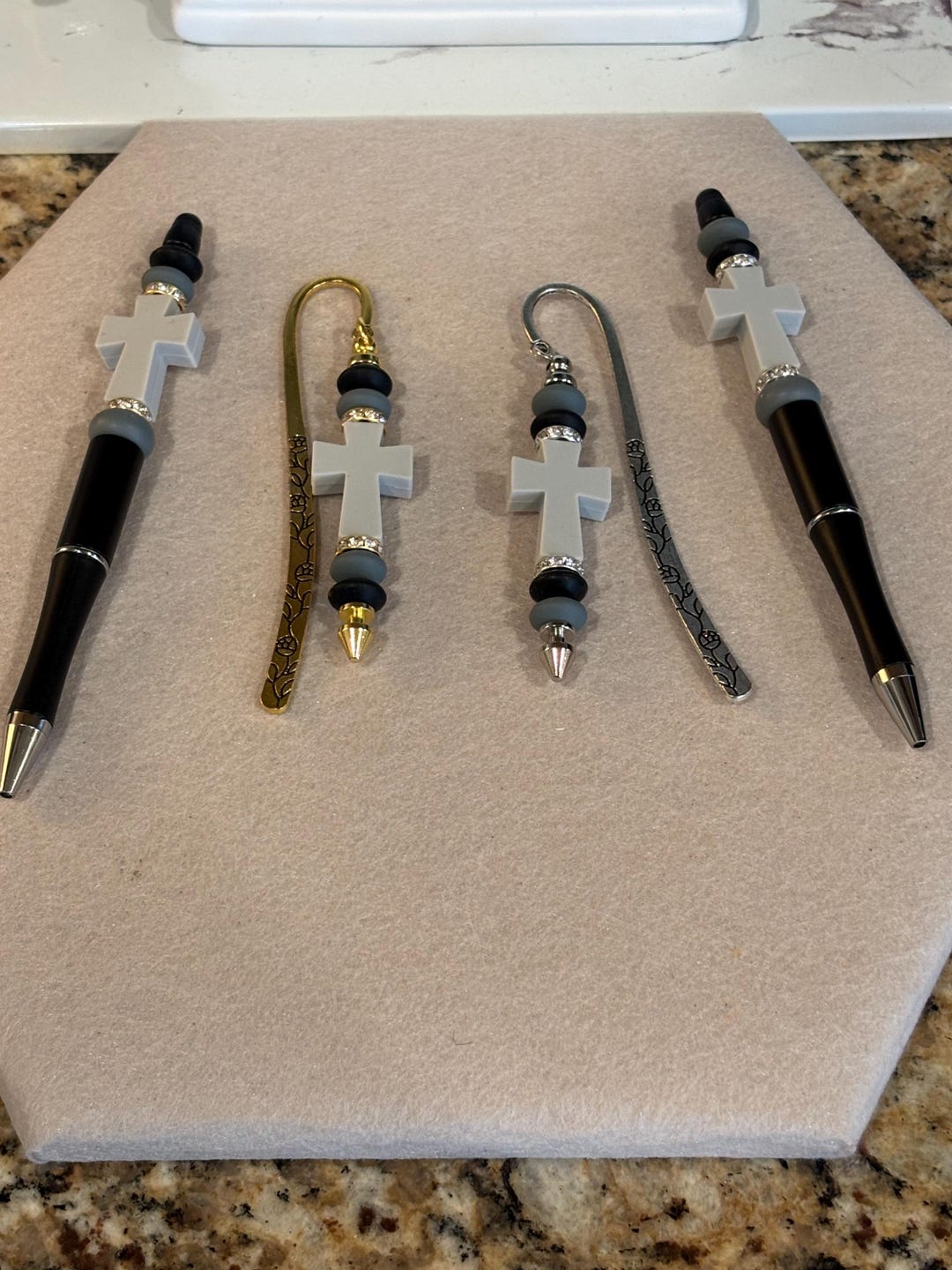 Faith Beaded Pen & Bookmark Set - Etsy
