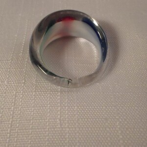 INJECTED LUCITE RING / Size 8-1/4 / Layered / Laminated / Go-go / Disco ...