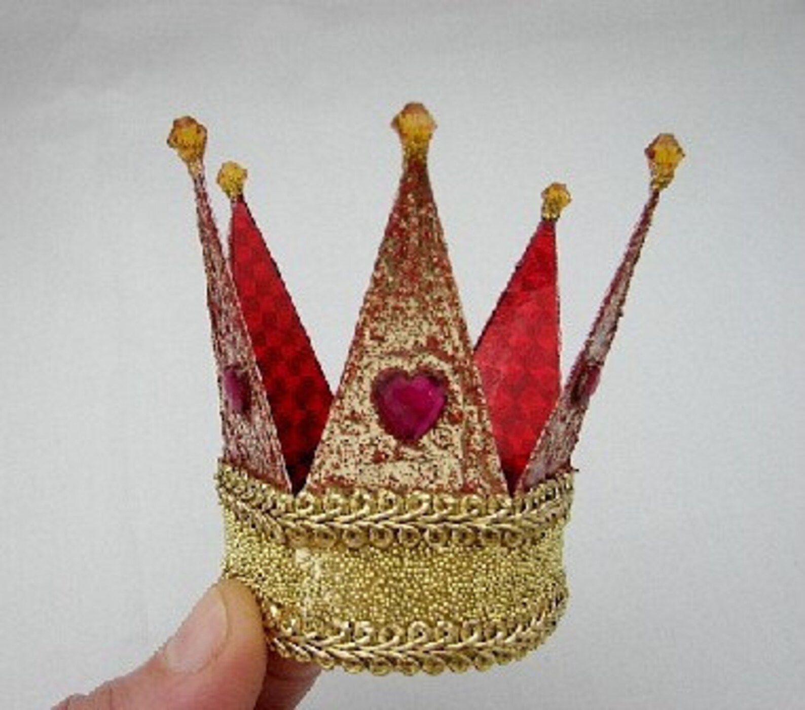 Red Queen Crown and Cake Toppers-(made by Request) OOAK - Etsy