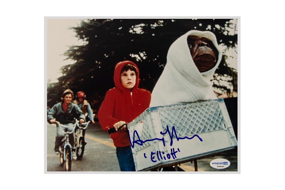 Henry Thomas Autographed 'E.T.' 8x10 Photo (elliot) - Etsy