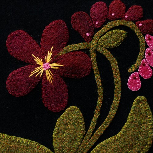 Wool Applique PATTERN &/or KIT red Forest Flower - Etsy